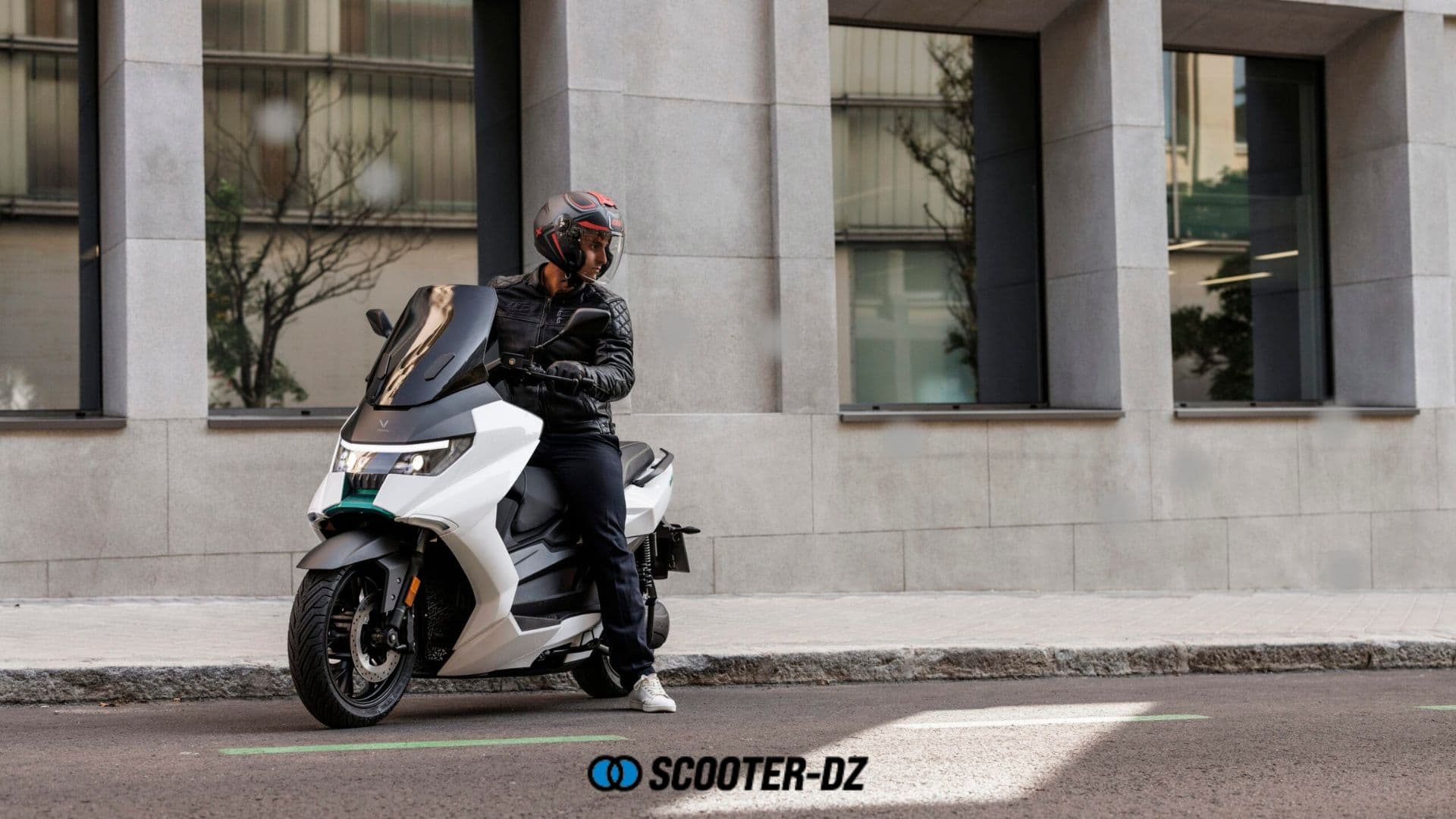 Nerva Exe II : scooter électrique 125 performant et connecté